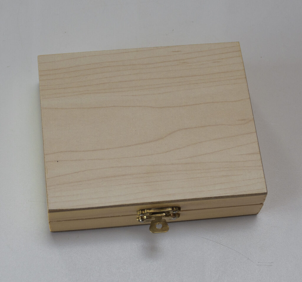 Wooden microscope slide box